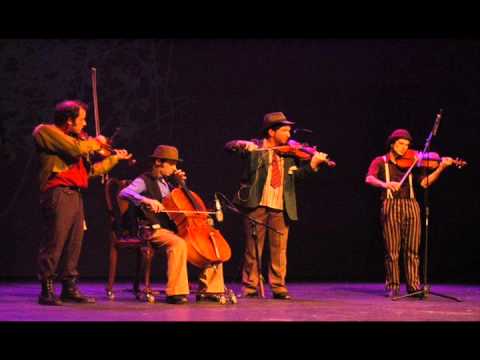 El club de Toby - Stir it up (Calaveras y Diablitos) - YouTube