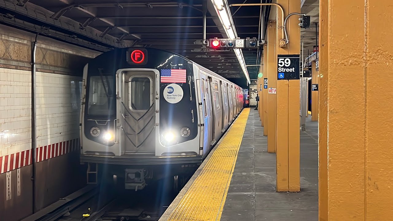 R160 (F) Train at 59th Street-4th Avenue - YouTube