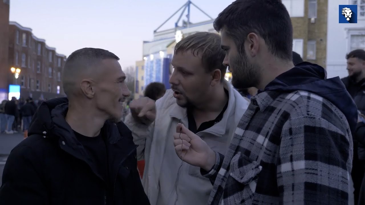 Chelsea Fan Crashes Joey Knight Interview!!! 😲 - YouTube