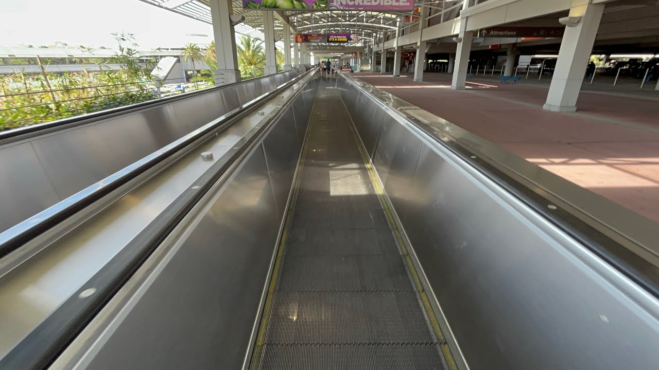 Montgomery Kone Moving Walkways At The Universal Orlando Parking Garage ...