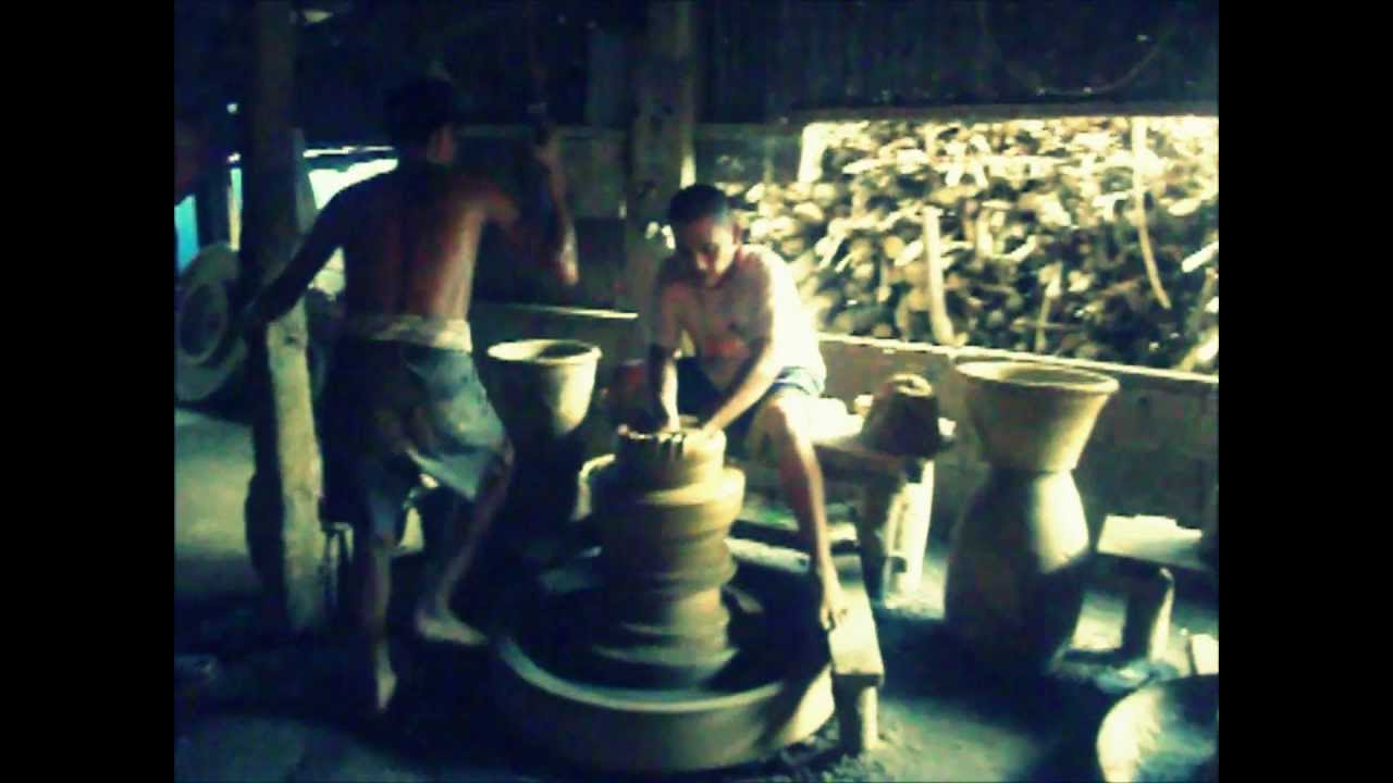 Ruby Jar Factory, Vigan - YouTube