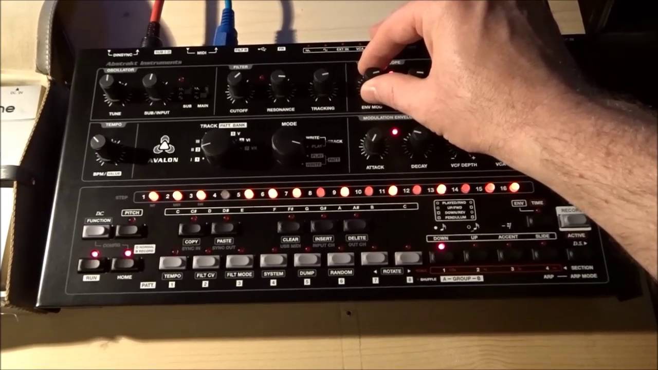 Abstrakt Instruments Avalon Bassline - YouTube