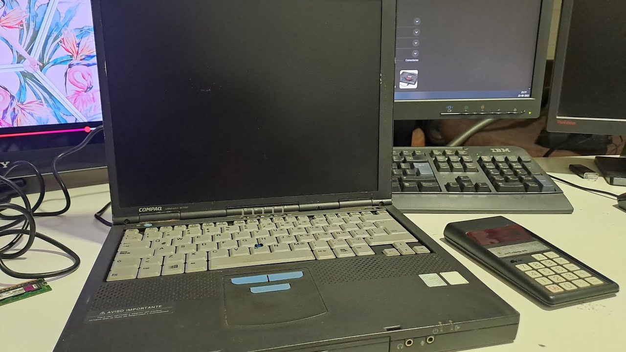 Explorando el Compaq M700 del año 2000, Windows 98 SE | Parte 1 - YouTube