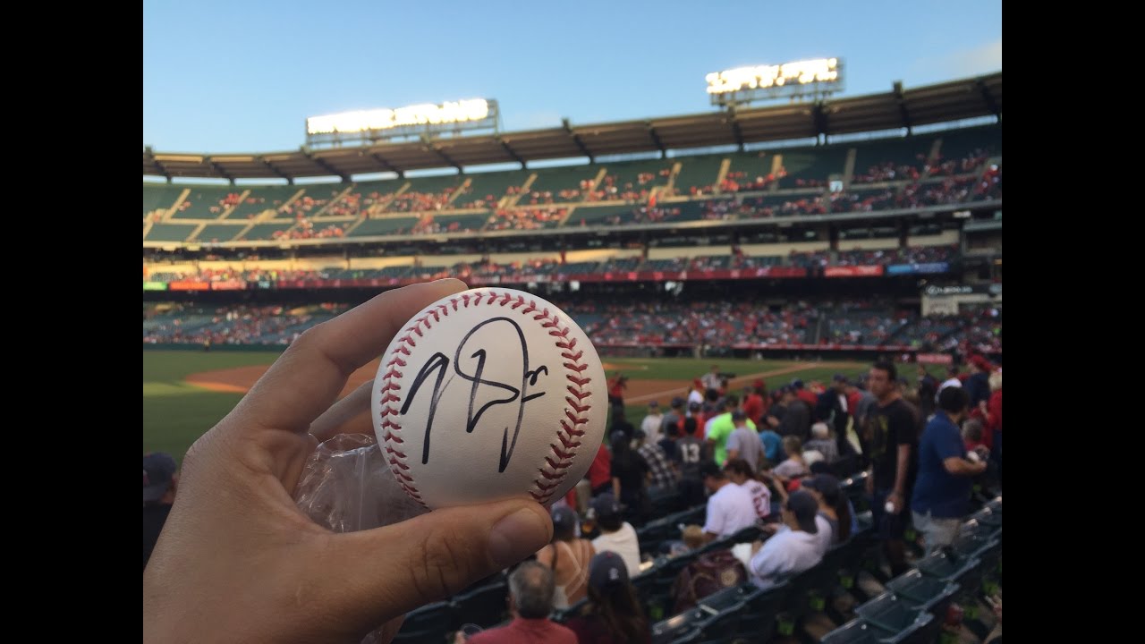 Ep. 40: Best Tuesday ever, and getting Mike Trout's autograph. - YouTube