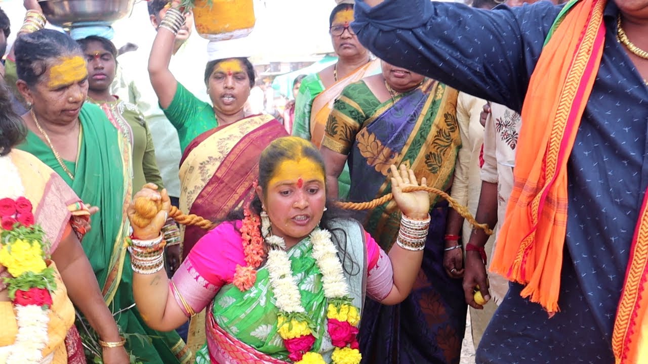 konda pochamma sigam | pochamma sigam| pochamma bonalu | sigam video ...