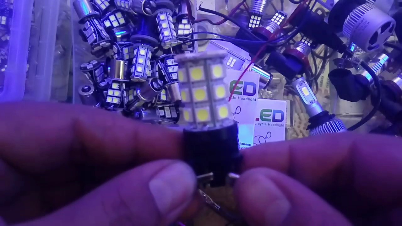 Video muestra focos led funcion estrobo - YouTube