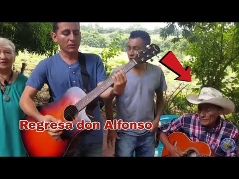 Un Puño de Tierra- Cover de Voces Salvadoreñas - YouTube