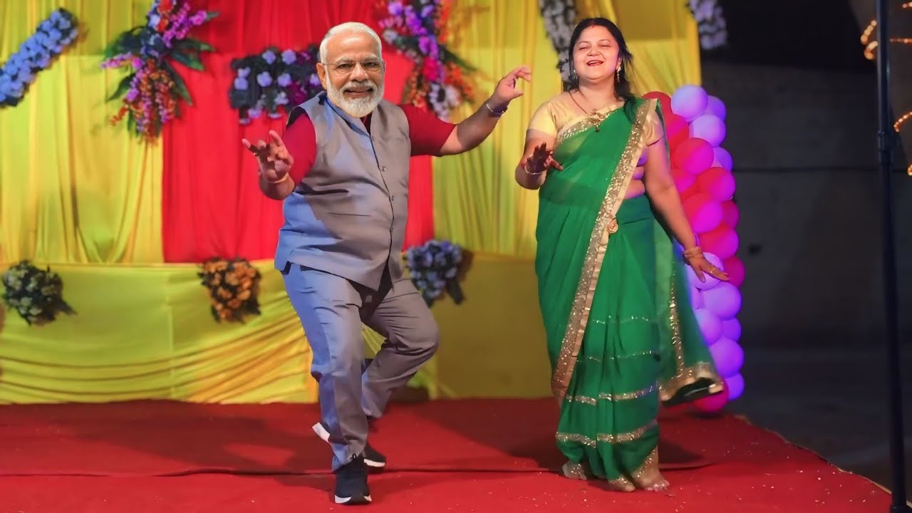 Aap Ke Aa Jane Se || Modi Ji Govinda Style Dance 🤣 - YouTube