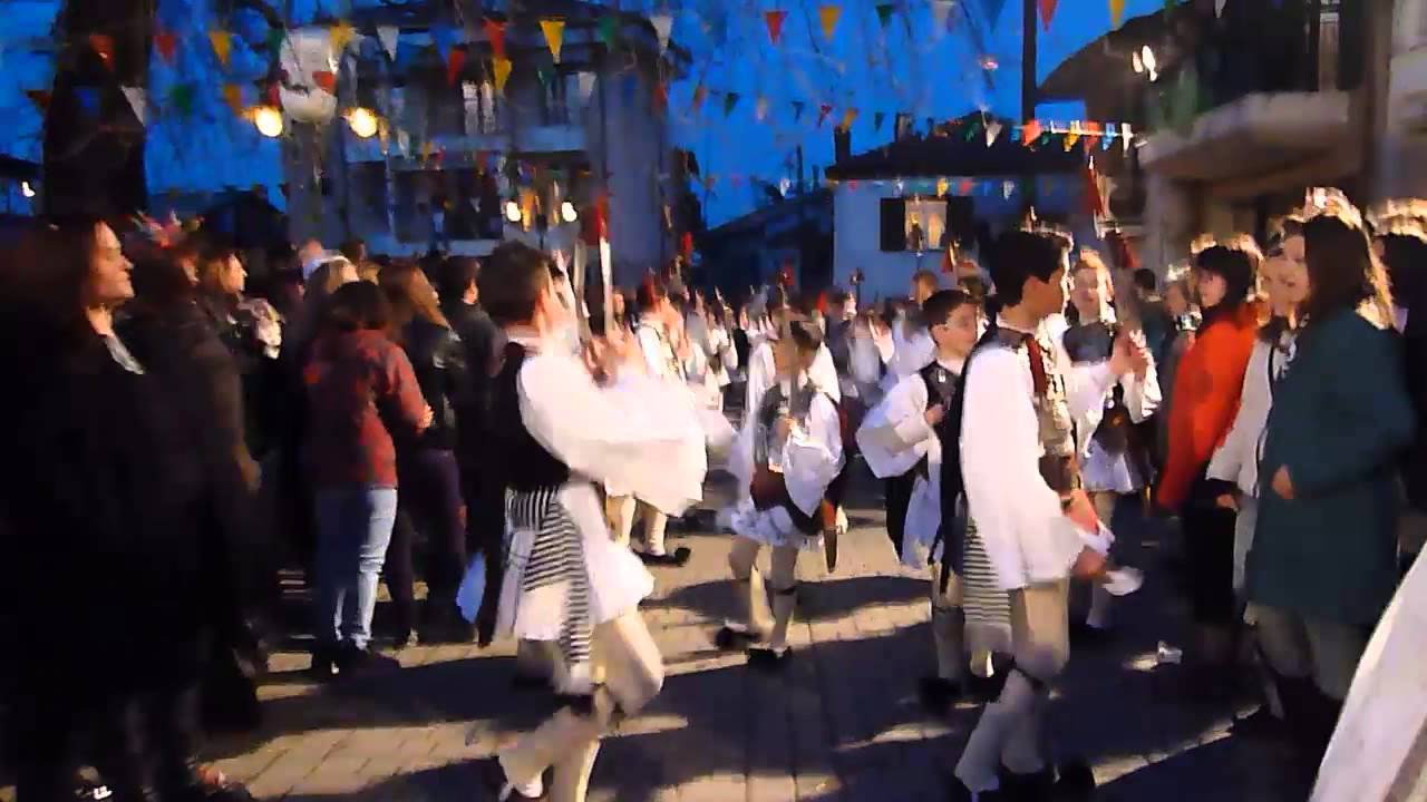 ΟΙ ΛΕΒΕΝΤΕΣ ¨ΓΕΝΙΤΣΑΡΟΙ" ΣΤΗ ΝΑΟΥΣΑ 2013 - YouTube