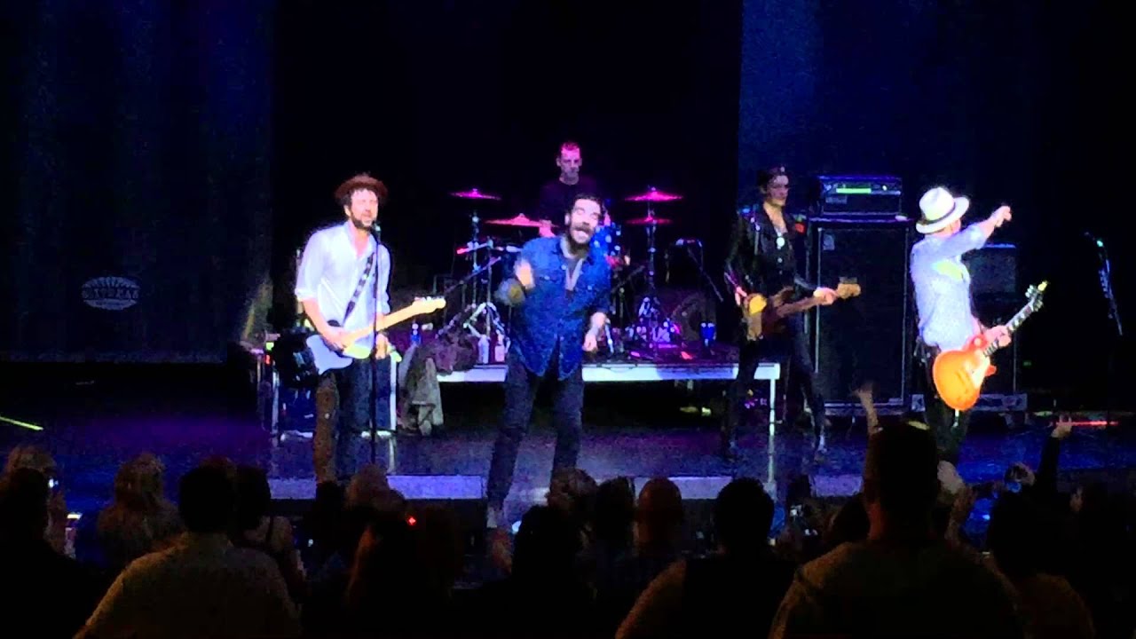 The Trews featuring Scott Terry - Lord, Keep Me In Mind - The Rock Boat ...