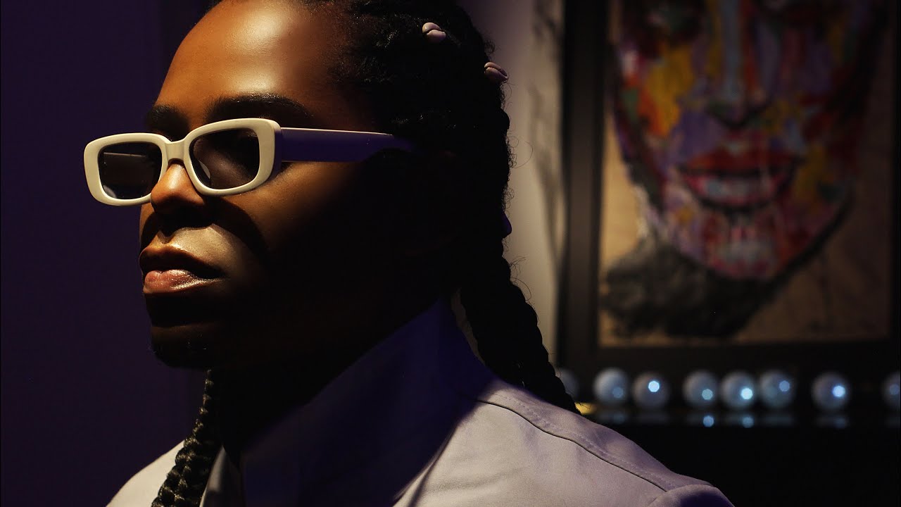 JAYRO TRAUMAS ( Video Clipe Oficial ) - YouTube