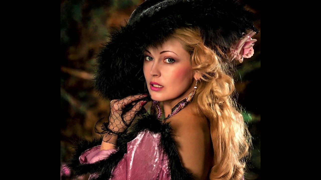 Milady de Winter - character - YouTube