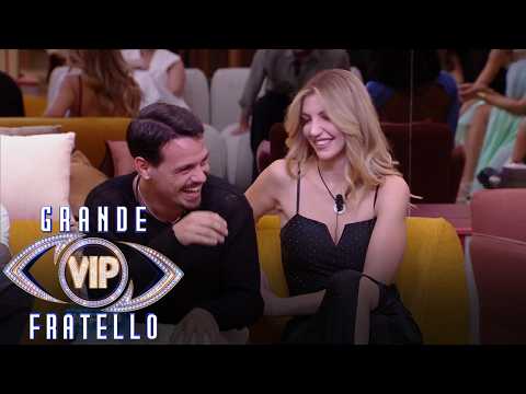 Grande Fratello VIP - Il bacio tra Lucia Ilardo e Renato Biancardi