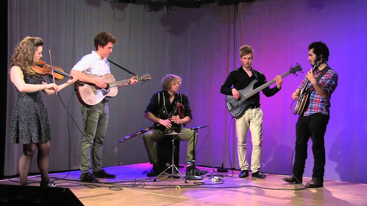 9 Pipe Tunes - YouTube