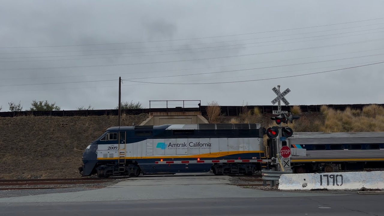 Amtrak CDTX 8312 San Joaquins Train 714 East - Amorco Road Double Railroad Crossing, Martinez CA ...