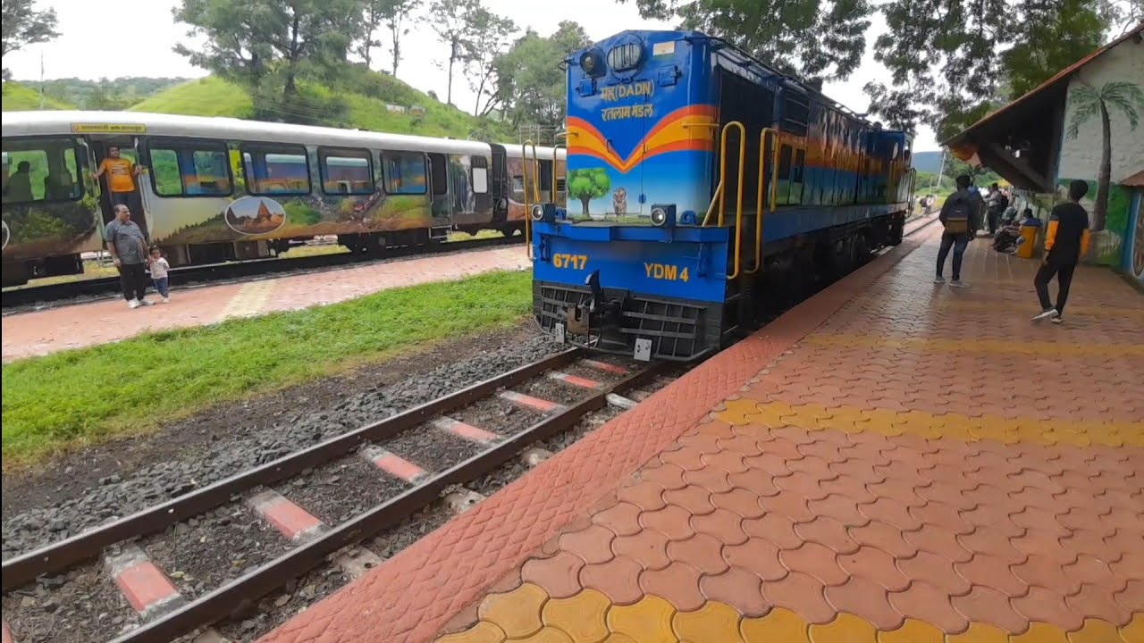 52965 Patalpani Kalakund Vistadome Coach Heritage Train Journey ...