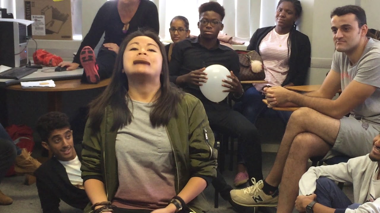 English Class Biscuit Game - YouTube