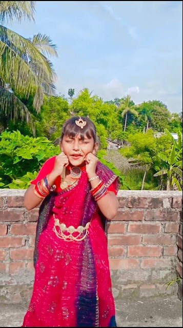 Choto Choto Choto Jama besh Chilo #trendingshorts #dance #viralmusic # ...