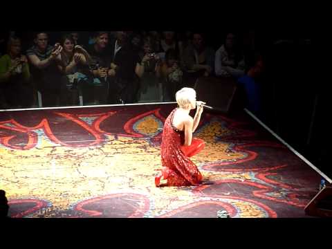 Pink Funhouse Tour Frankfurt Ave Maria HD 720P