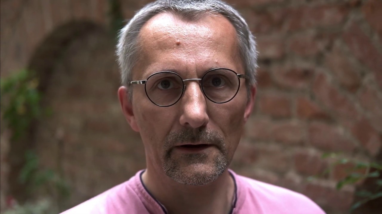 Michael Justus präsentiert die moPS APP Mannschaft - YouTube