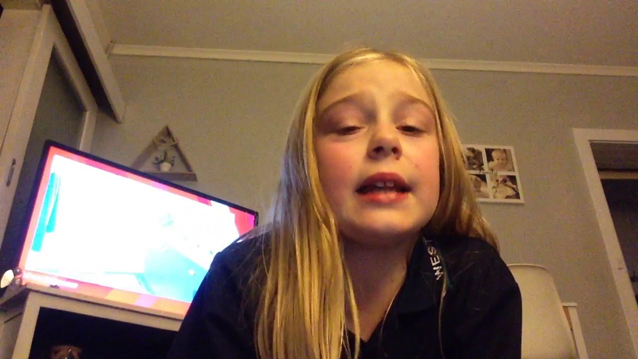 My dance moves - YouTube