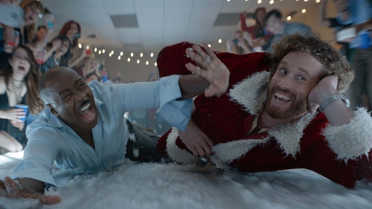 'Office Christmas Party' - Movie Review - YouTube