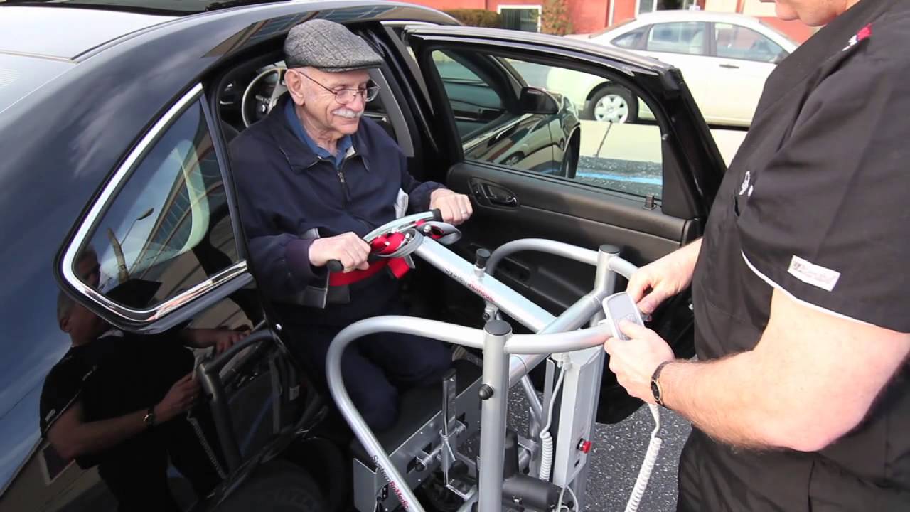 Handicare SystemRoMedic™ MiniLift125 & MiniLift200 Car Extraction - YouTube
