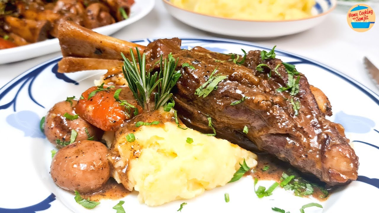 How to Cook Lamb Shanks | Easy No-Oven Lamb Shanks with Mashed Potato ...