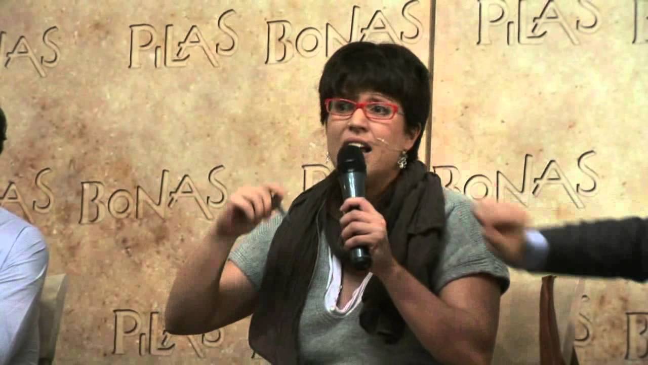Beatriz Talegón en 2 minutos - Escuela de Ciudadanos - VII Curso - YouTube