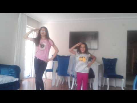 Policme zumba