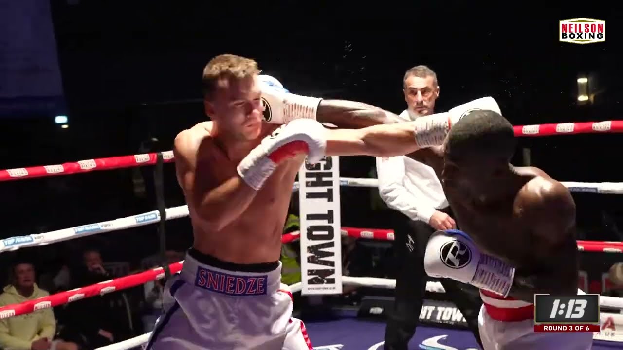 Gyvon Henry vs Edgars Sniedze - Fight Town Swindon - 24th Sept 2022 ...