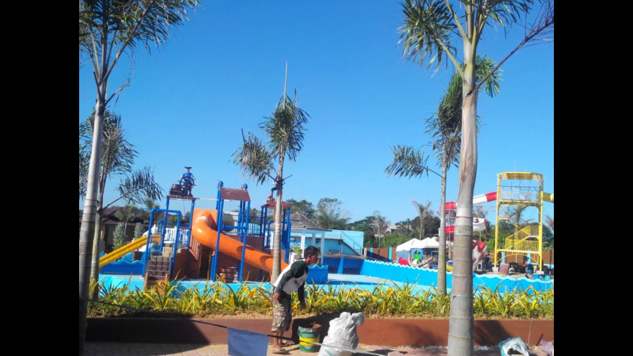 The Caribbean Waves Resort - YouTube