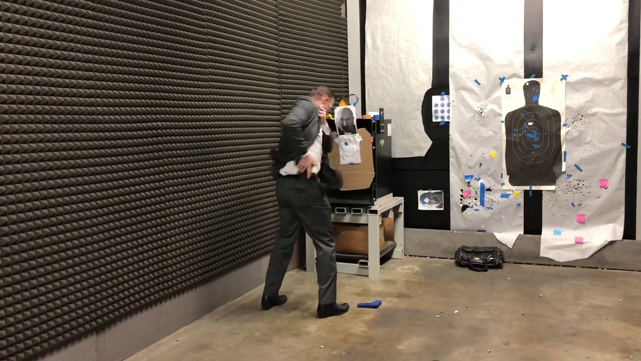 Gunfight Cosplay: Collateral Briefcase Scene (on the timer) - YouTube