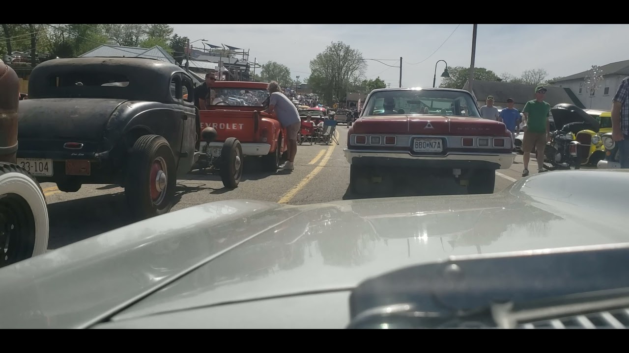 Magic Dragon car show 2021. On the strip at the Lake of the Ozarks ...