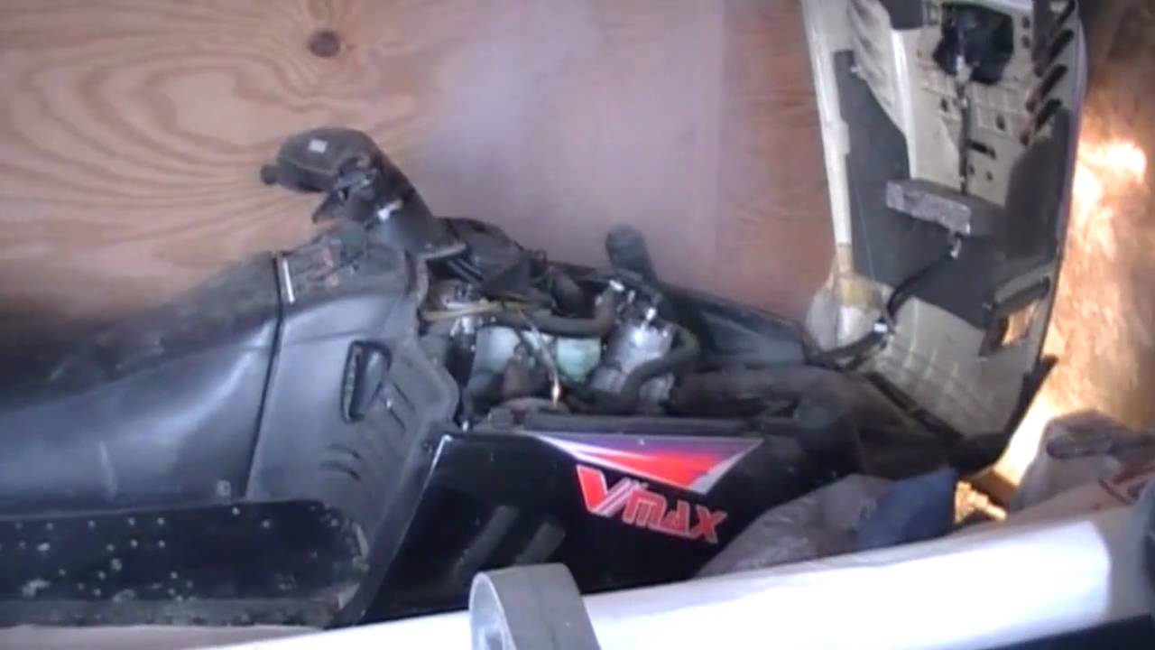 yamaha snowmobile cold start - YouTube