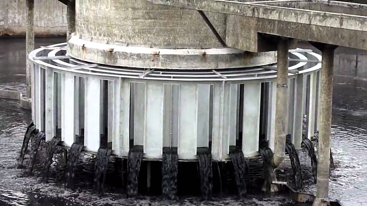 Flow distribution among MEDIC influent slots (Clarifier Starting up 01 ...