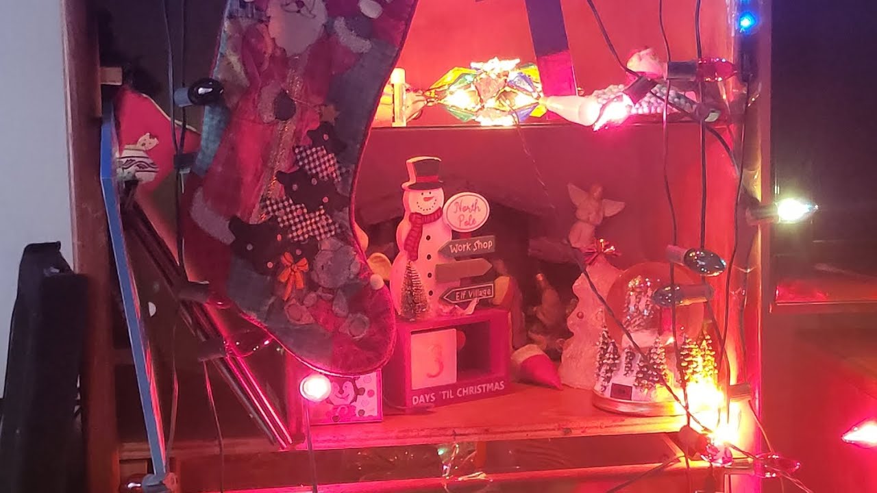 My christmas set up - YouTube