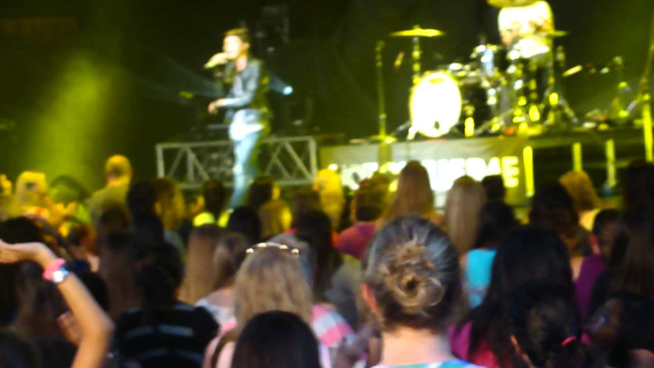 Hot Chelle Rae - Whatever - YouTube