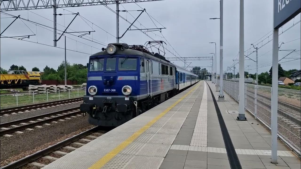 EP07-368 + TLK ROZTOCZE z Bohumina do Lublina, zatrzymuje się na stacji Rzeszów Zachodni 10.06. ...