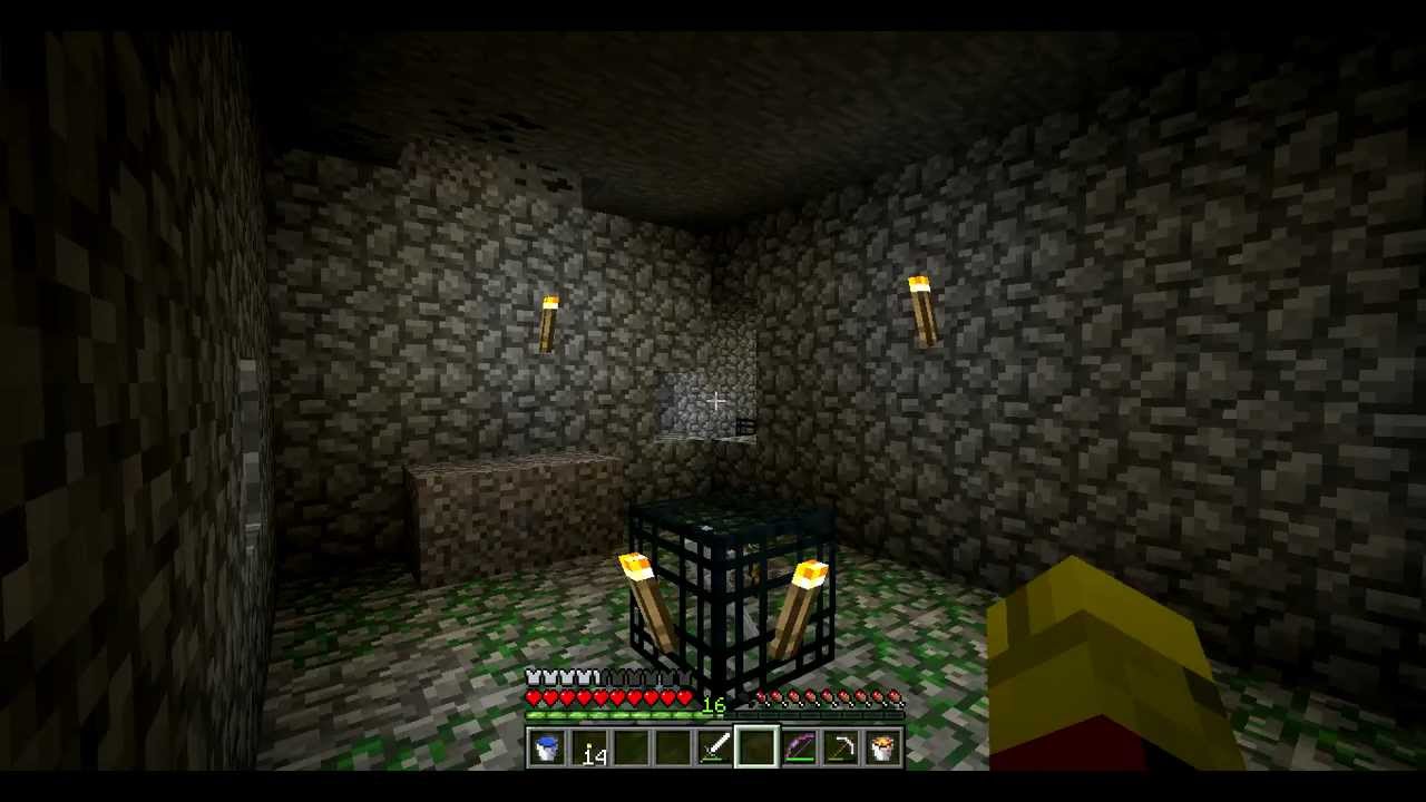 Minecraft 1.2.5 triple dungeon WITH SEED - YouTube