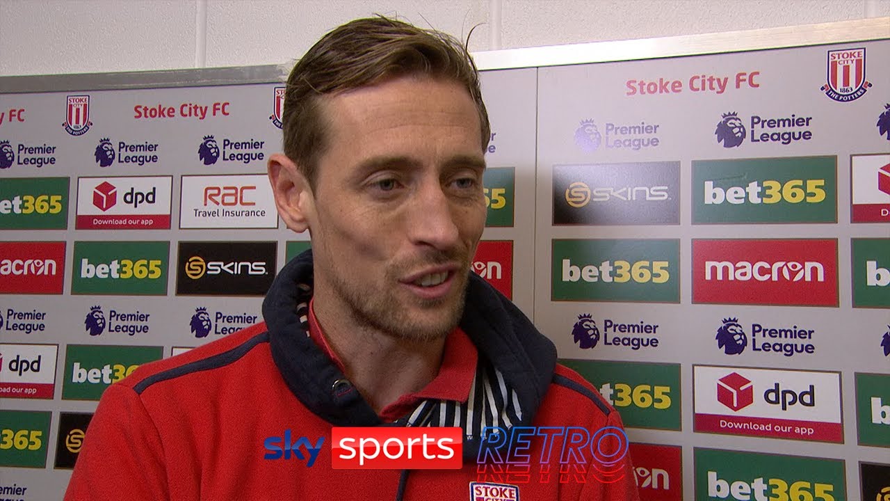 Peter Crouch joins the Premier League's 100 club - YouTube
