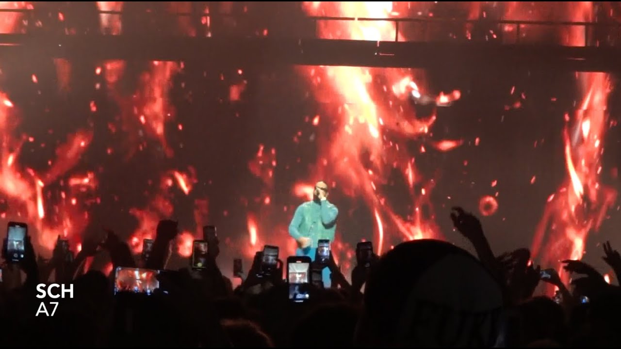 SCH - A7 (Zénith Nantes) - YouTube