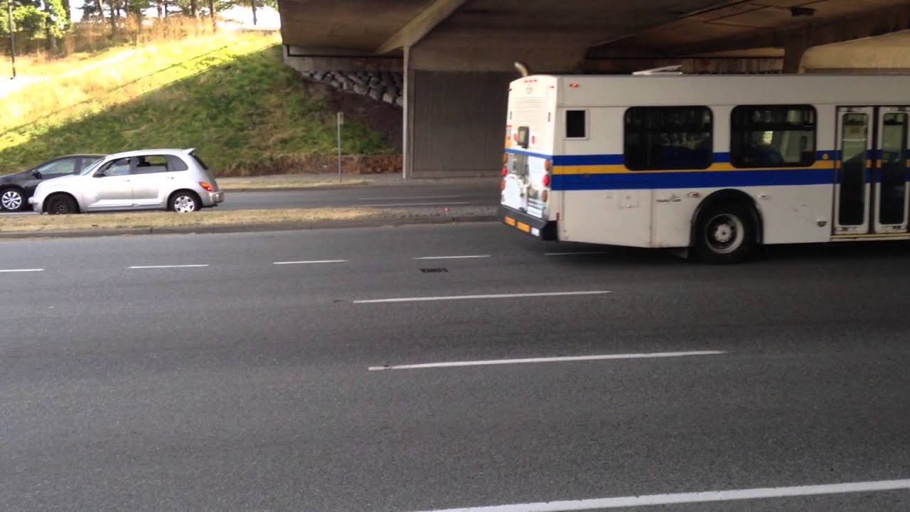 Translink 1998 New Flyer C40LF R3291 Take Off ( whistling ) - YouTube