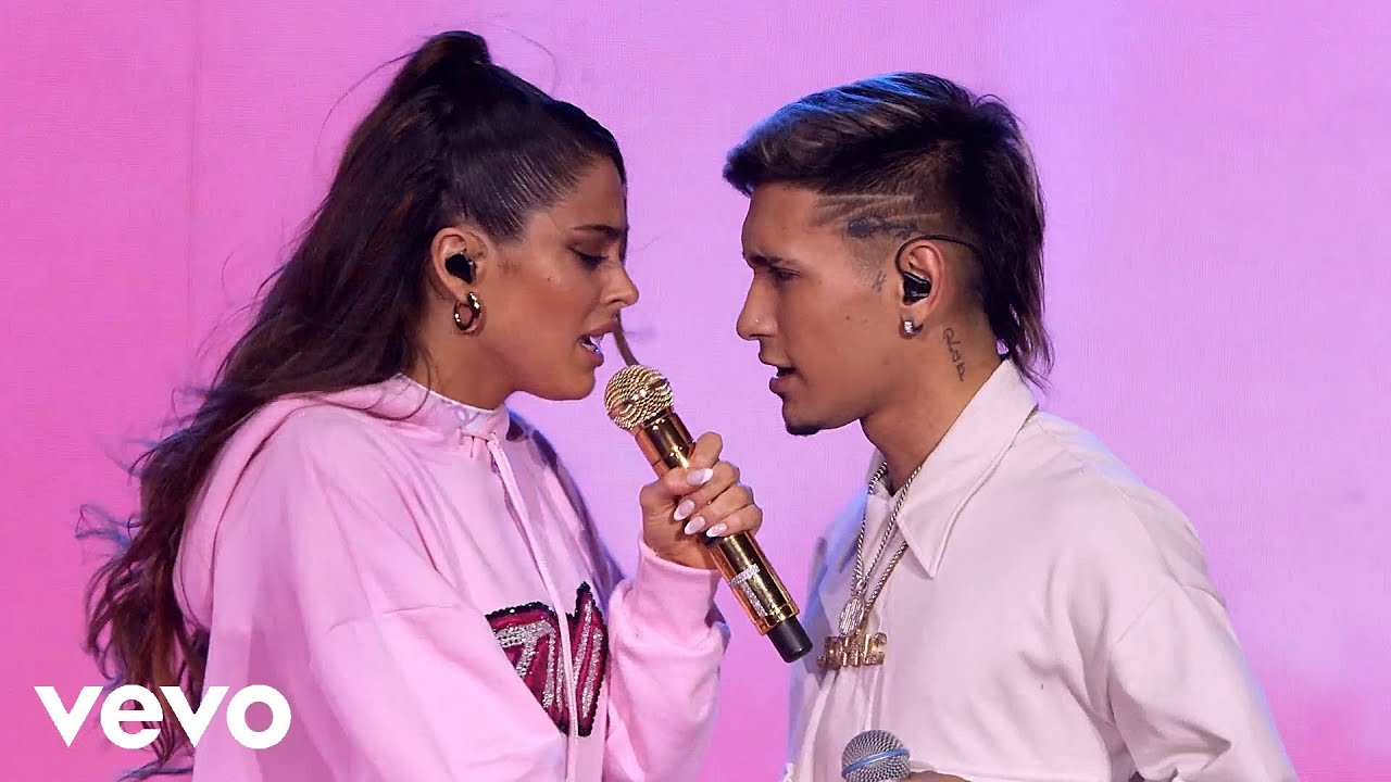 TINI, John C - Duele (Live - Streaming Claro 2020) - YouTube