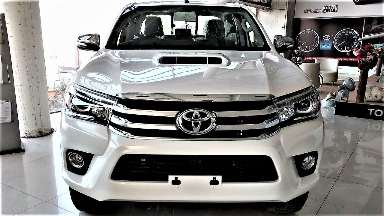 2017 Toyota Hilux Revo 3.0 Walkaround Interior Exterior Review Pakistan ...