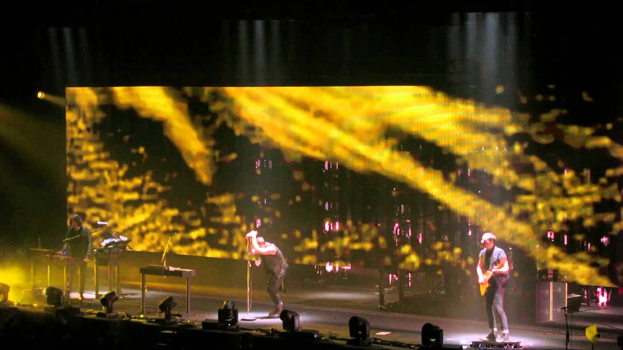 Nine Inch Nails @ Manchester 25-05-2014 - YouTube