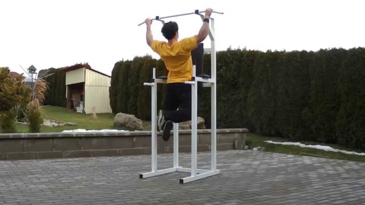 Domácí posilovna, posilovací stroje - YouTube