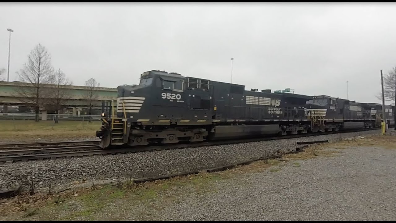 Norfolk Southern Mixed Freight - NS 9250, 9200, 7000 - YouTube