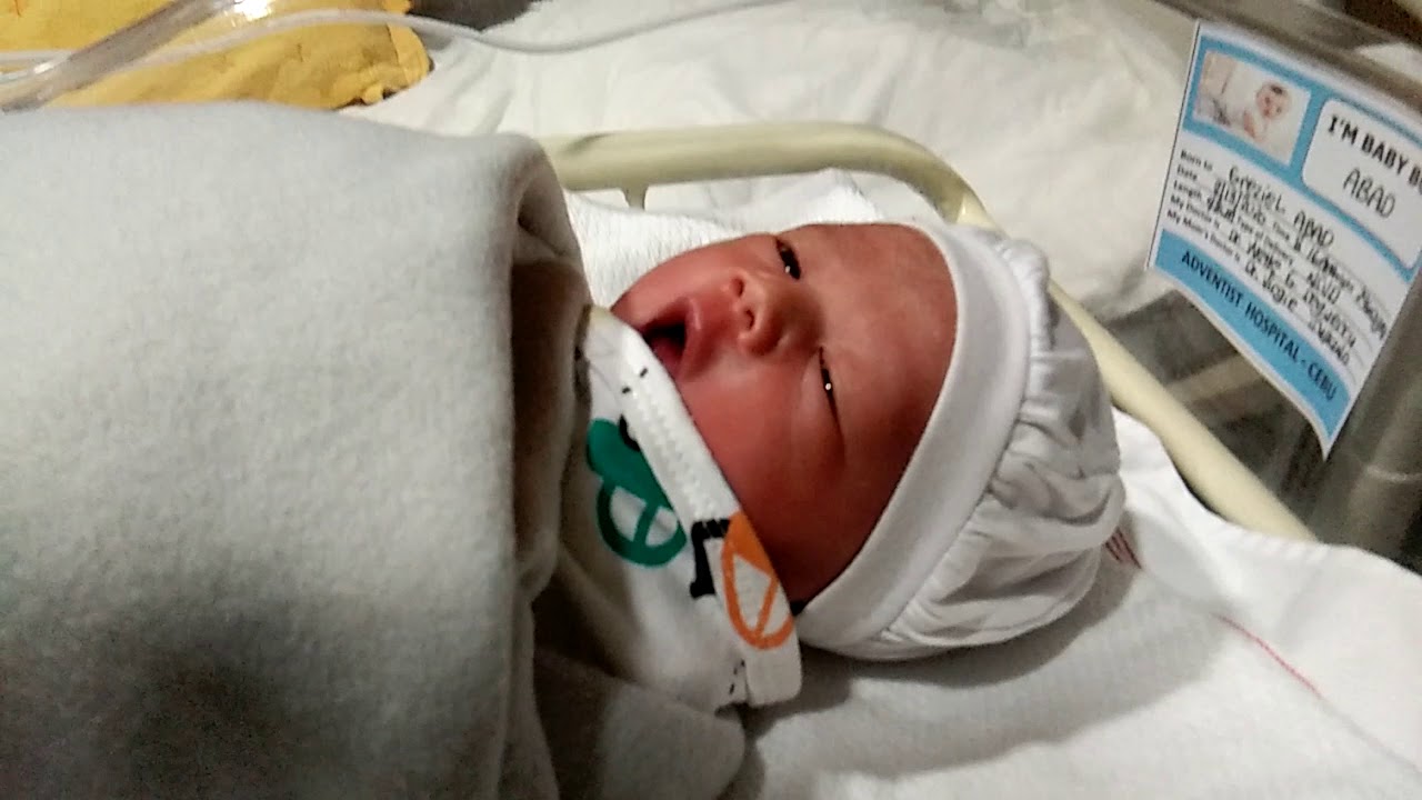 My new baby brother - YouTube