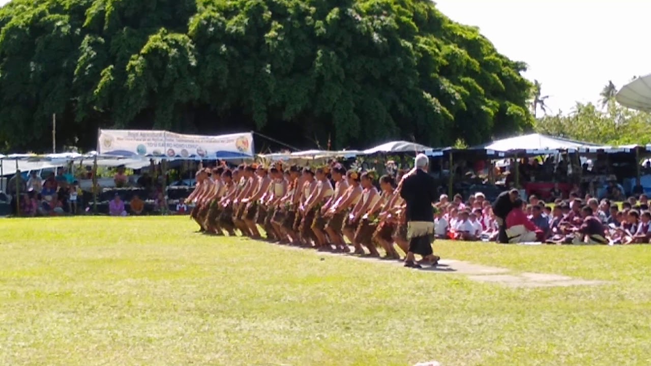Niuatoputapu Tonga dance presentation during the King's Visit 2019 ...